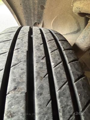Pelēks Mercedes-Benz B-Class 2009 Tartu, ar dzinēja tilpumu 1.70 L un nobraukumu 239 tūkst. km par 3890 €, foto 16 vietnē AUTOMOTO.COM.LV
