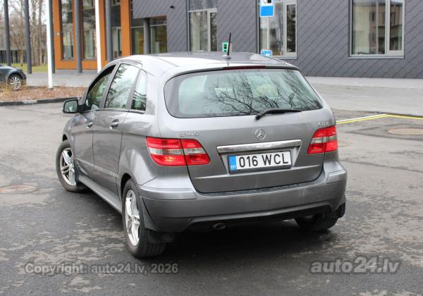 Pelēks Mercedes-Benz B-Class 2010 Rapla, ar dzinēja tilpumu 2.00 L un nobraukumu 314 tūkst. km par 3199 €, foto 5 vietnē AUTOMOTO.COM.LV
