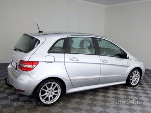 Pelēks Mercedes-Benz B-Class 2011 Tallina, ar dzinēja tilpumu 2.00 L un nobraukumu 232 tūkst. km par 1999 €, foto 3 vietnē AUTOMOTO.COM.LV
