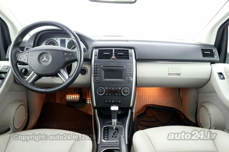 Pelēks Mercedes-Benz B-Class 2011 Tallina, ar dzinēja tilpumu 2.00 L un nobraukumu 232 tūkst. km par 1999 €, foto 5 vietnē AUTOMOTO.COM.LV