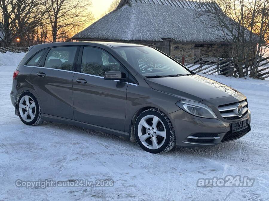 Pelēks Mercedes-Benz B-Class 2012 Viljandi, ar dzinēja tilpumu 1.80 L un nobraukumu 213 tūkst. km par 7990 €, foto 2 vietnē AUTOMOTO.COM.LV