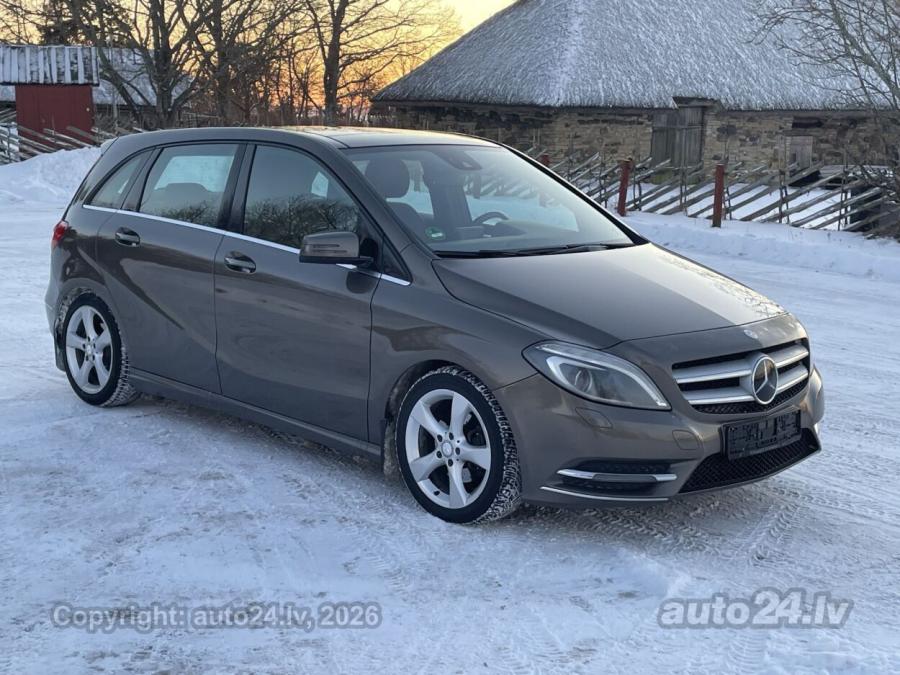 Pelēks Mercedes-Benz B-Class 2012 Viljandi, ar dzinēja tilpumu 1.80 L un nobraukumu 213 tūkst. km par 7980 €, foto 2 vietnē AUTOMOTO.COM.LV