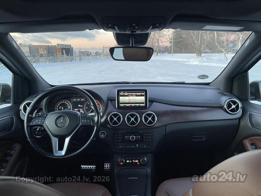 Pelēks Mercedes-Benz B-Class 2012 Viljandi, ar dzinēja tilpumu 1.80 L un nobraukumu 213 tūkst. km par 7980 €, foto 6 vietnē AUTOMOTO.COM.LV