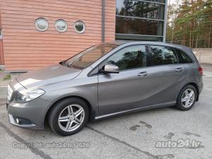 Grey Mercedes-Benz B-Class 2012 in Tallinn, with an engine capacity of 1.60 L and mileage of 171 thousand km for 6900 €, photo 3 on AUTOMOTO.COM.LV