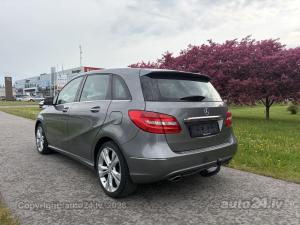 Pelēks Mercedes-Benz B-Class 2013 Viljandi, ar dzinēja tilpumu 1.50 L un nobraukumu 135 tūkst. km par 7990 €, foto 5 vietnē AUTOMOTO.COM.LV