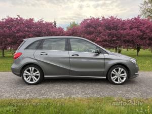 Pelēks Mercedes-Benz B-Class 2013 Viljandi, ar dzinēja tilpumu 1.50 L un nobraukumu 135 tūkst. km par 7990 €, foto 16 vietnē AUTOMOTO.COM.LV