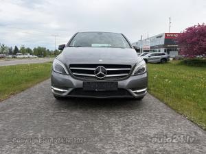 Pelēks Mercedes-Benz B-Class 2013 Viljandi, ar dzinēja tilpumu 1.50 L un nobraukumu 135 tūkst. km par 7990 €, foto 18 vietnē AUTOMOTO.COM.LV
