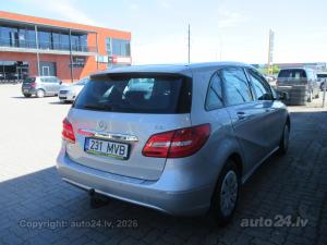Pelēks Mercedes-Benz B-Class 2014 Tartu, ar dzinēja tilpumu 1.50 L un nobraukumu 254 tūkst. km par 5490 €, foto 5 vietnē AUTOMOTO.COM.LV