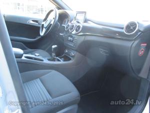 Pelēks Mercedes-Benz B-Class 2014 Tartu, ar dzinēja tilpumu 1.50 L un nobraukumu 254 tūkst. km par 5490 €, foto 13 vietnē AUTOMOTO.COM.LV