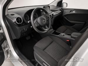 Grey Mercedes-Benz B-Class 2016 in Tallinn, with an engine capacity of 1.50 L and mileage of 140 thousand km for 9900 €, photo 9 on AUTOMOTO.COM.LV