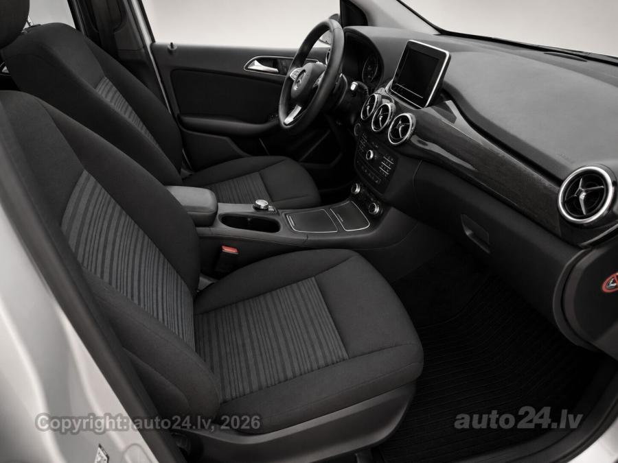 Grey Mercedes-Benz B-Class 2016 in Tallinn, with an engine capacity of 1.50 L and mileage of 140 thousand km for 9900 €, photo 11 on AUTOMOTO.COM.LV
