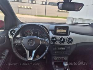 Sarkans Mercedes-Benz B-Class 2012 Pērnava, ar dzinēja tilpumu 1.80 L un nobraukumu 270 tūkst. km par 5500 €, foto 11 vietnē AUTOMOTO.COM.LV