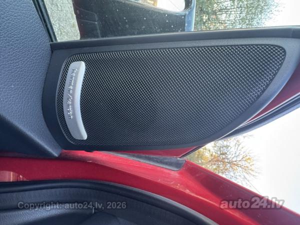 Red Mercedes-Benz B-Class 2017 in Tallinn, with an engine capacity of 2.10 L and mileage of 136 thousand km for 15300 €, photo 9 on AUTOMOTO.COM.LV