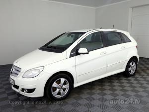 White Mercedes-Benz B-Class 2009 in Tallinn, with an engine capacity of 2.00 L and mileage of 377 thousand km for 999 €, photo 3 on AUTOMOTO.COM.LV