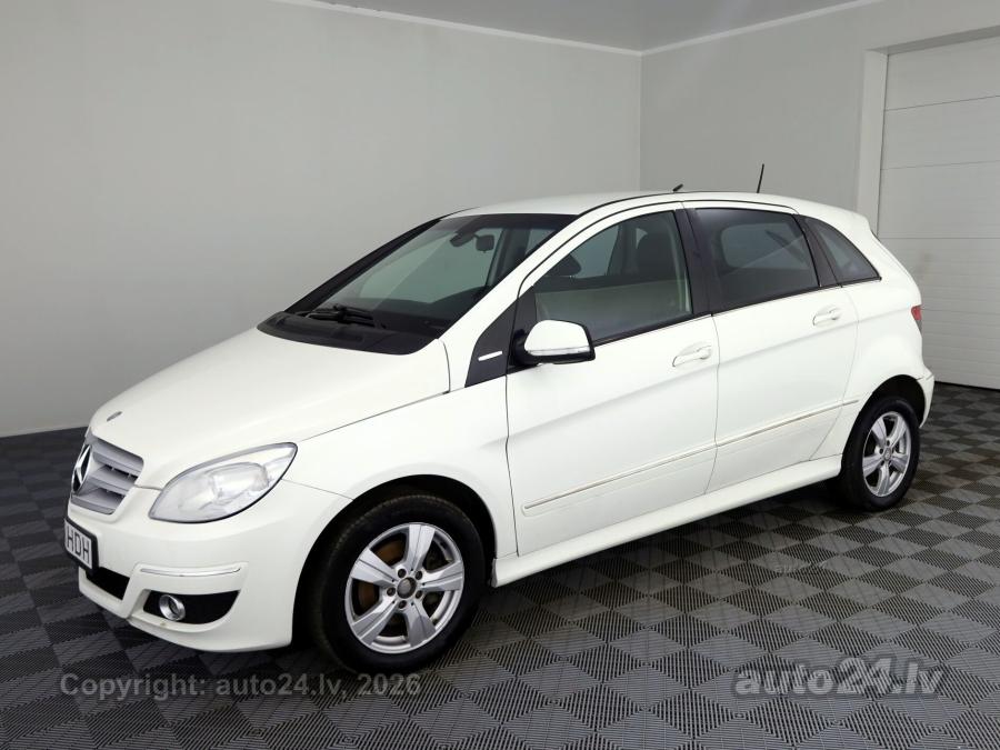 White Mercedes-Benz B-Class 2009 in Tallinn, with an engine capacity of 2.00 L and mileage of 377 thousand km for 999 €, photo 3 on AUTOMOTO.COM.LV