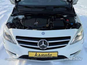 Balts Mercedes-Benz B-Class 2013 Tartu, ar dzinēja tilpumu 1.80 L un nobraukumu 250 tūkst. km par 9199 €, foto 5 vietnē AUTOMOTO.COM.LV