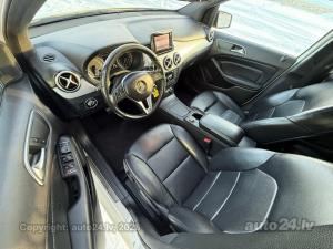 Balts Mercedes-Benz B-Class 2013 Tartu, ar dzinēja tilpumu 1.80 L un nobraukumu 250 tūkst. km par 9199 €, foto 13 vietnē AUTOMOTO.COM.LV