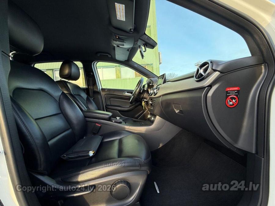 Balts Mercedes-Benz B-Class 2013 Tartu, ar dzinēja tilpumu 1.80 L un nobraukumu 250 tūkst. km par 9199 €, foto 16 vietnē AUTOMOTO.COM.LV