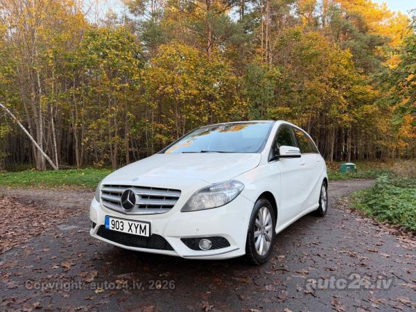 Mercedes-Benz B-Class 2013 Tallina vietnē Balts Mercedes-Benz B-Class 2013 Tallina, ar dzinēja tilpumu 1.50 L un nobraukumu 395 tūkst. km par 5300 €, foto 1 vietnē AUTOMOTO.COM.LV