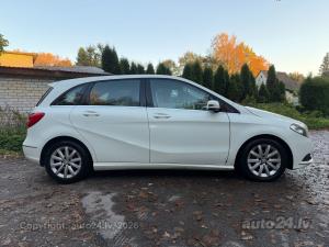 White Mercedes-Benz B-Class 2013 in Tallinn, with an engine capacity of 1.50 L and mileage of 395 thousand km for 5300 €, photo 4 on AUTOMOTO.COM.LV