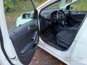 White Mercedes-Benz B-Class 2013 in Tallinn, with an engine capacity of 1.50 L and mileage of 395 thousand km for 5300 €, photo 7 on AUTOMOTO.COM.LV