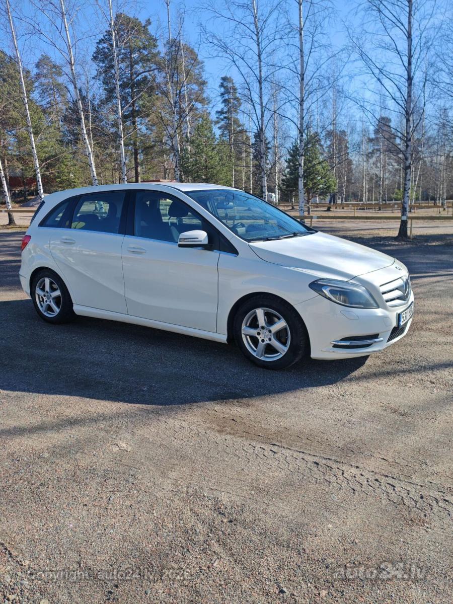 Balts Mercedes-Benz B-Class 2014 Tartu, ar dzinēja tilpumu 1.50 L un nobraukumu 302 tūkst. km par 6399 €, foto 3 vietnē AUTOMOTO.COM.LV