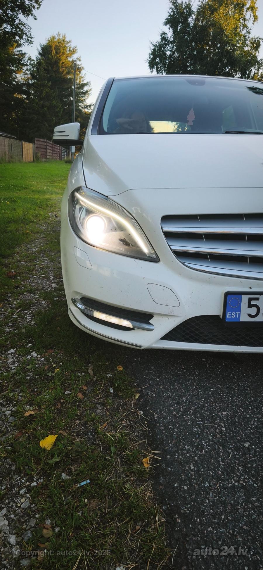 Balts Mercedes-Benz B-Class 2014 Tallina, ar dzinēja tilpumu 1.50 L un nobraukumu 312 tūkst. km par 6100 €, foto 4 vietnē AUTOMOTO.COM.LV