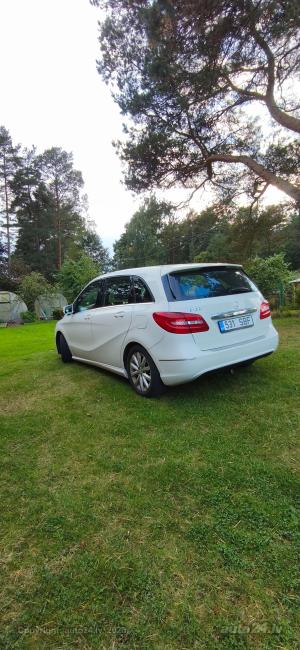 Balts Mercedes-Benz B-Class 2014 Tallina, ar dzinēja tilpumu 1.50 L un nobraukumu 312 tūkst. km par 6100 €, foto 7 vietnē AUTOMOTO.COM.LV