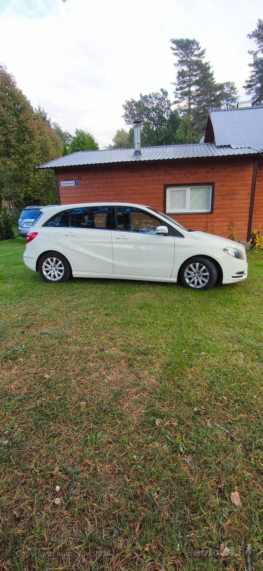 Balts Mercedes-Benz B-Class 2014 Tallina, ar dzinēja tilpumu 1.50 L un nobraukumu 312 tūkst. km par 6100 €, foto 9 vietnē AUTOMOTO.COM.LV