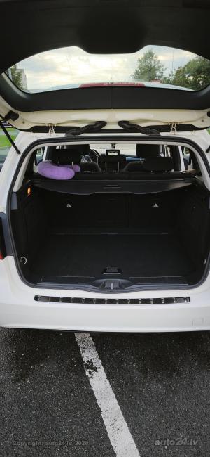 Balts Mercedes-Benz B-Class 2014 Tallina, ar dzinēja tilpumu 1.50 L un nobraukumu 312 tūkst. km par 6100 €, foto 13 vietnē AUTOMOTO.COM.LV