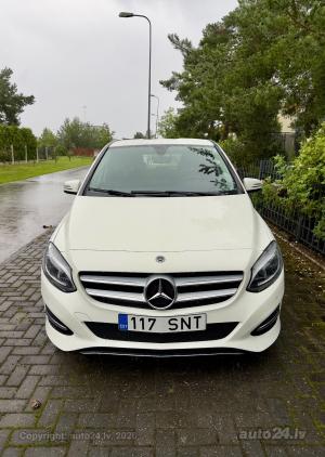 White Mercedes-Benz B-Class 2018 in Tallinn, with an engine capacity of 1.50 L and mileage of 72 thousand km for 12999 €, photo 3 on AUTOMOTO.COM.LV