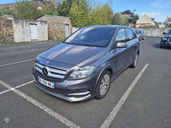 Mercedes-Benz B Electric Drive 2015 in Taurage on AUTOMOTO.COM.LV Grey Mercedes-Benz B Electric Drive 2015 in Taurage, with an engine capacity of 0.00 L and mileage of 96 thousand km for 3700 €, photo 1 on AUTOMOTO.COM.LV
