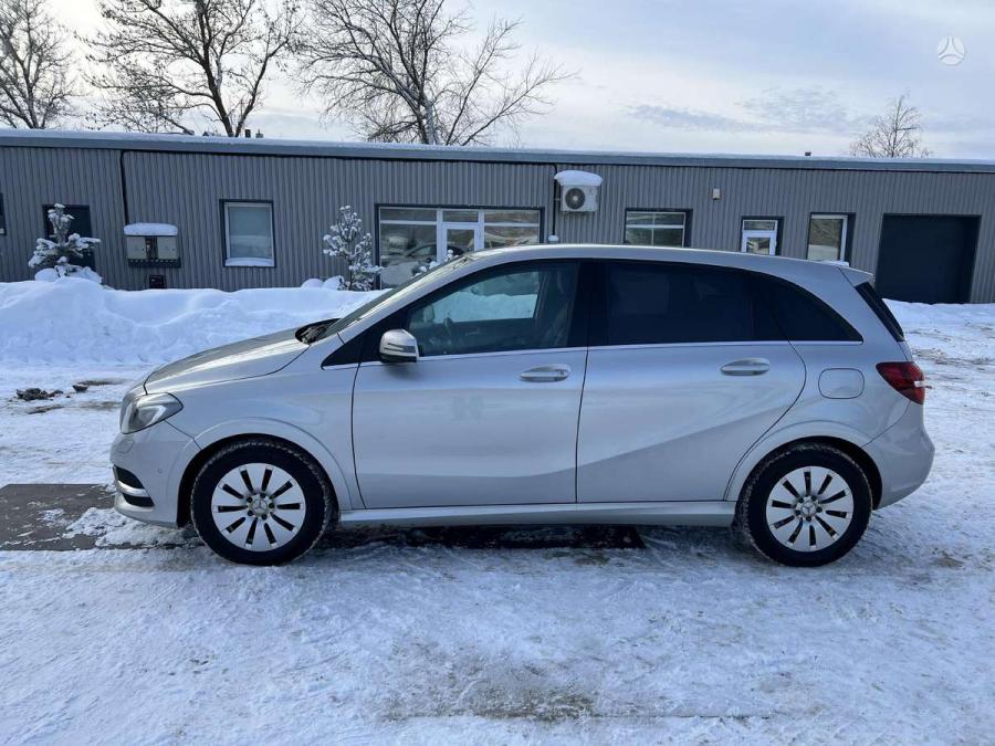 Grey Mercedes-Benz B Electric Drive 2017 in Telschi, with an engine capacity of 0.00 L and mileage of 105 thousand km for 6100 €, photo 11 on AUTOMOTO.COM.LV