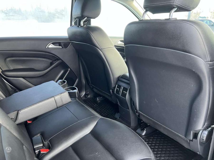 Grey Mercedes-Benz B Electric Drive 2017 in Telschi, with an engine capacity of 0.00 L and mileage of 105 thousand km for 6100 €, photo 16 on AUTOMOTO.COM.LV