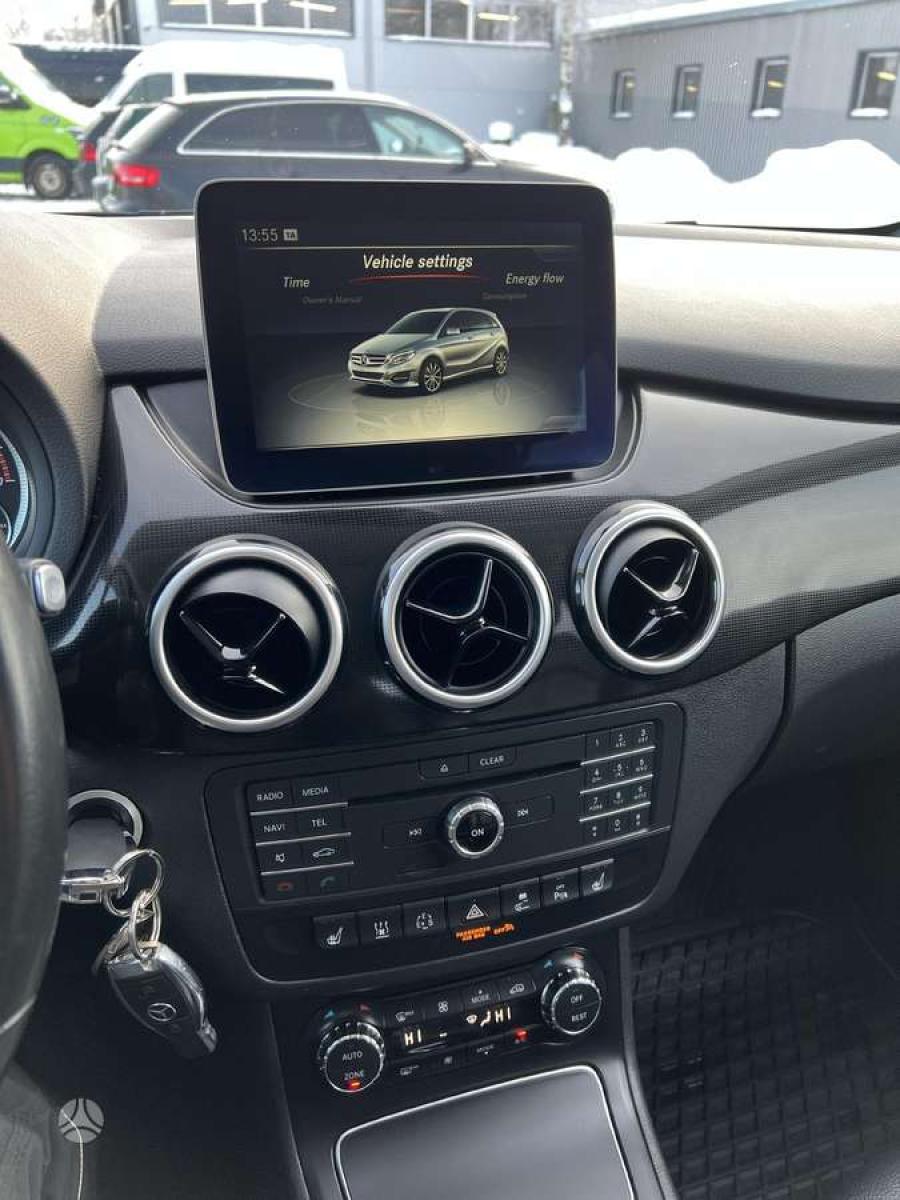 Grey Mercedes-Benz B Electric Drive 2017 in Telschi, with an engine capacity of 0.00 L and mileage of 105 thousand km for 6100 €, photo 23 on AUTOMOTO.COM.LV