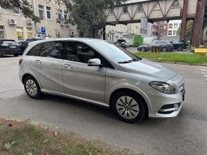 Серый Мерседес B Electric Drive 2018 в Вильнюс, объемом двигателя 0.00 л и пробегом 114 тыс. км за 9999 €, фото 4 на AUTOMOTO.COM.LV