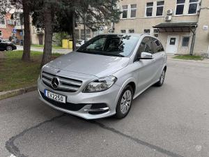 Серый Мерседес B Electric Drive 2018 в Вильнюс, объемом двигателя 0.00 л и пробегом 114 тыс. км за 9999 €, фото 6 на AUTOMOTO.COM.LV