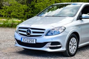 Mercedes-Benz B Electric Drive 2018 in Kretinga, with an engine capacity of 0.00 L and mileage of 99 thousand km for 11300 €, photo 2 on AUTOMOTO.COM.LV