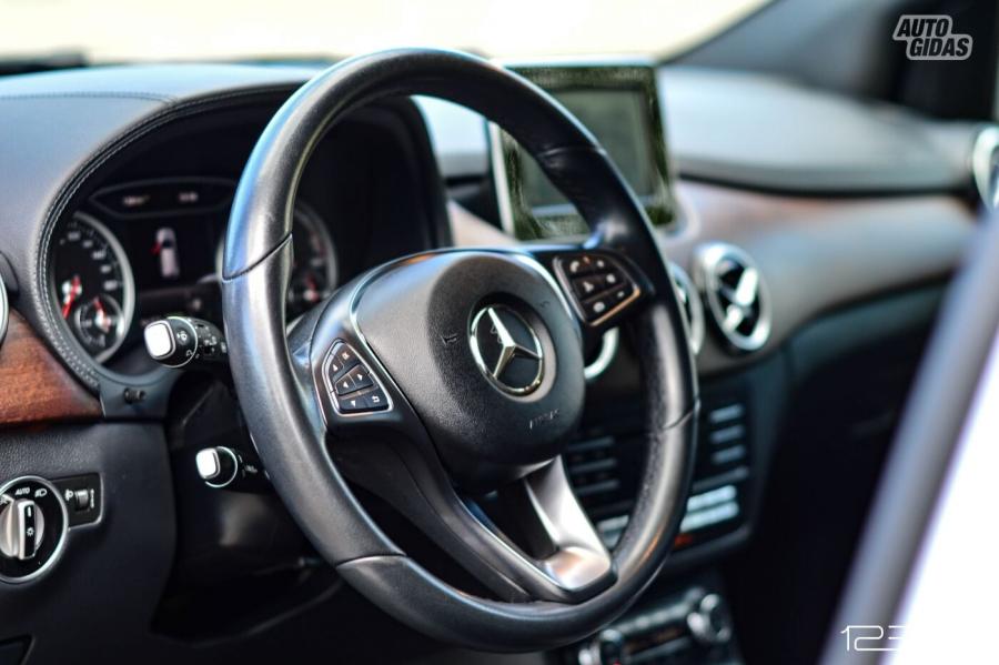 Mercedes-Benz B Electric Drive 2018 in Kretinga, with an engine capacity of 0.00 L and mileage of 99 thousand km for 11300 €, photo 22 on AUTOMOTO.COM.LV