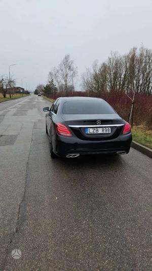 Black Mercedes-Benz c-160 2015 in Siauliai, with an engine capacity of 1.60 L and mileage of 305 thousand km for 6900 €, photo 4 on AUTOMOTO.COM.LV