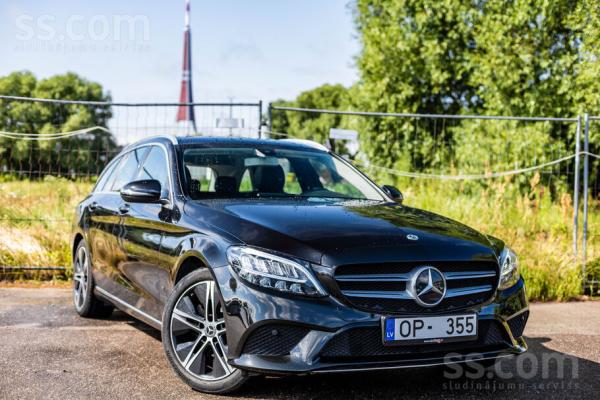 Melns Mercedes-Benz c-160 2018 Rīga, ar dzinēja tilpumu 1.60 L un nobraukumu 231 tūkst. km par 16990 €, foto 2 vietnē AUTOMOTO.COM.LV