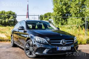 Melns Mercedes-Benz c-160 2018 Rīga, ar dzinēja tilpumu 1.60 L un nobraukumu 231 tūkst. km par 16990 €, foto 3 vietnē AUTOMOTO.COM.LV