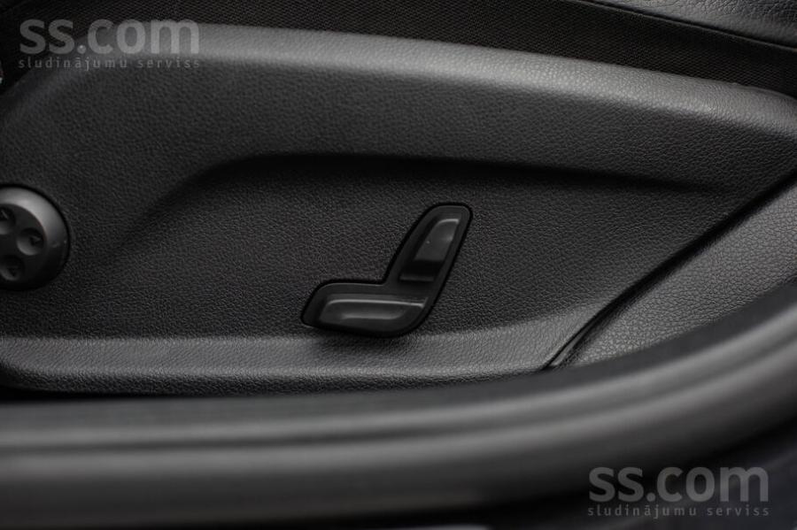 Melns Mercedes-Benz c-160 2018 Rīga, ar dzinēja tilpumu 1.60 L un nobraukumu 231 tūkst. km par 16990 €, foto 13 vietnē AUTOMOTO.COM.LV