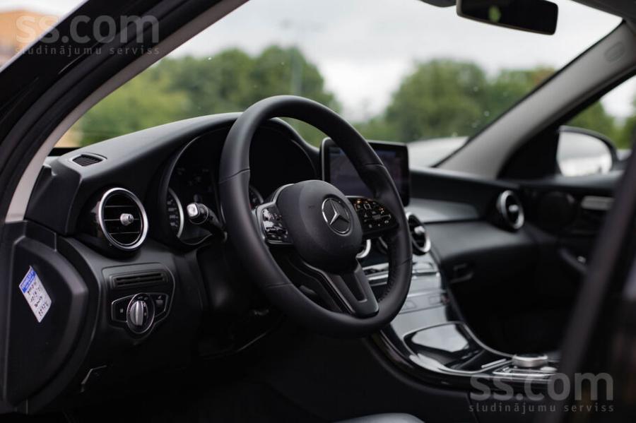 Melns Mercedes-Benz c-160 2018 Rīga, ar dzinēja tilpumu 1.60 L un nobraukumu 231 tūkst. km par 16990 €, foto 15 vietnē AUTOMOTO.COM.LV
