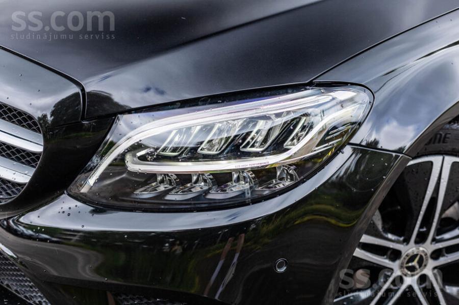 Melns Mercedes-Benz c-160 2018 Rīga, ar dzinēja tilpumu 1.60 L un nobraukumu 231 tūkst. km par 16990 €, foto 32 vietnē AUTOMOTO.COM.LV