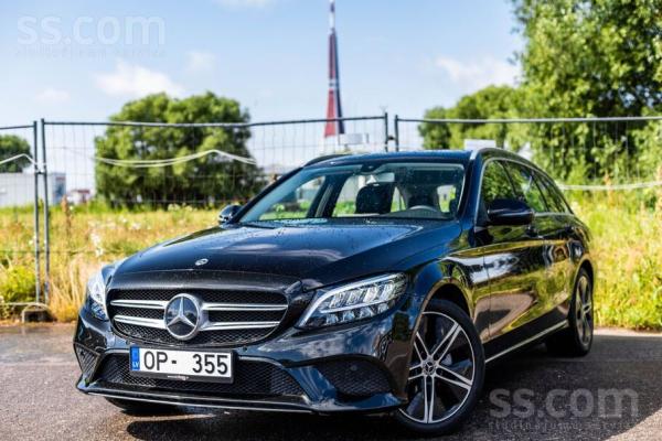 Мерседес Ц 160 2018 в Рига на AUTOMOTO.COM.LV Черный Мерседес Ц 160 2018 в Рига, объемом двигателя 1.60 л и пробегом 231 тыс. км за 17490 €, фото 1 на AUTOMOTO.COM.LV
