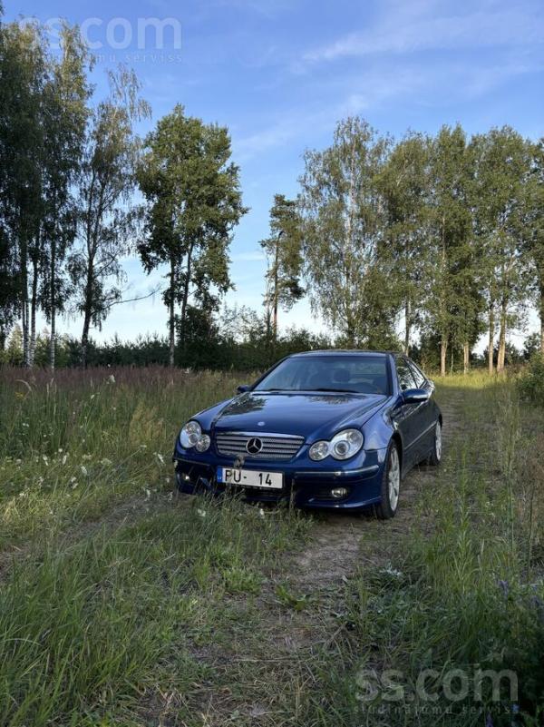 Мерседес Ц 160 2006 в Рига на AUTOMOTO.COM.LV Синий Мерседес Ц 160 2006 в Рига, объемом двигателя 1.80 л и пробегом 205 тыс. км за 1900 €, фото 1 на AUTOMOTO.COM.LV