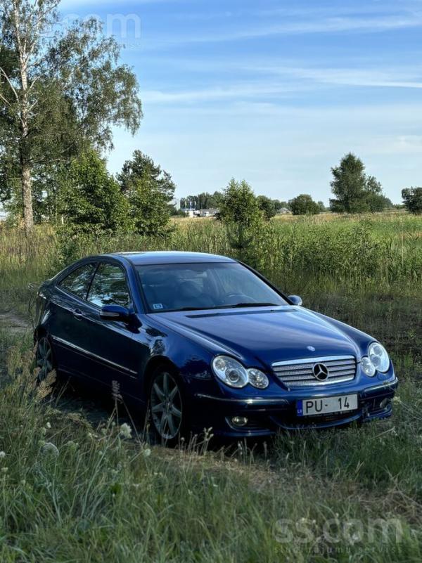 Мерседес Ц 160 2006 в Рига на AUTOMOTO.COM.LV Синий Мерседес Ц 160 2006 в Рига, объемом двигателя 1.80 л и пробегом 205 тыс. км за 1900 €, фото 3 на AUTOMOTO.COM.LV