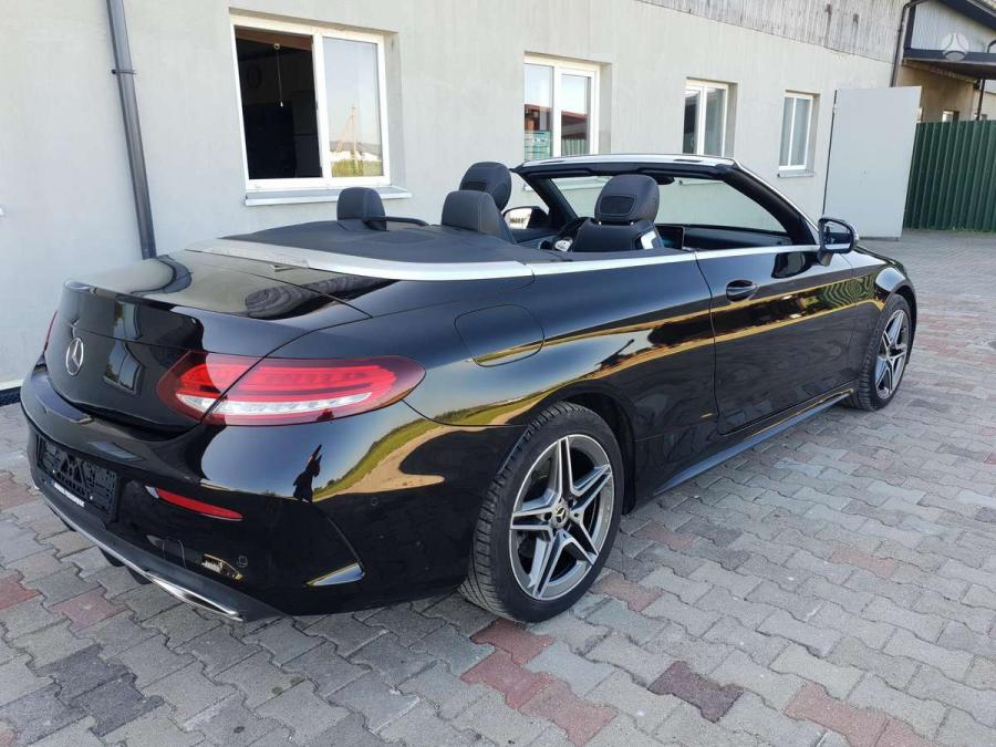 Black Mercedes-Benz C 180 2019 in Klaipeda, with an engine capacity of 1.60 L and mileage of 120 thousand km for 20150 €, photo 9 on AUTOMOTO.COM.LV