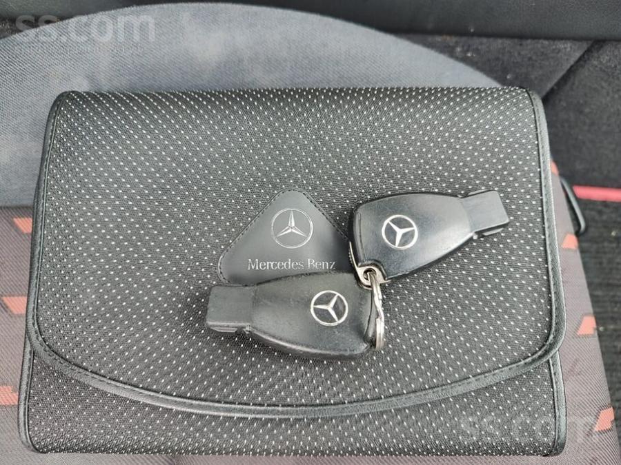 Melns Mercedes-Benz C 180 2003 Tukums, ar dzinēja tilpumu 1.80 L un nobraukumu 206 tūkst. km par 2300 €, foto 9 vietnē AUTOMOTO.COM.LV